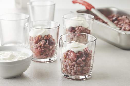 Barley and wild berry breakfast | Arctic Gardens Food Service